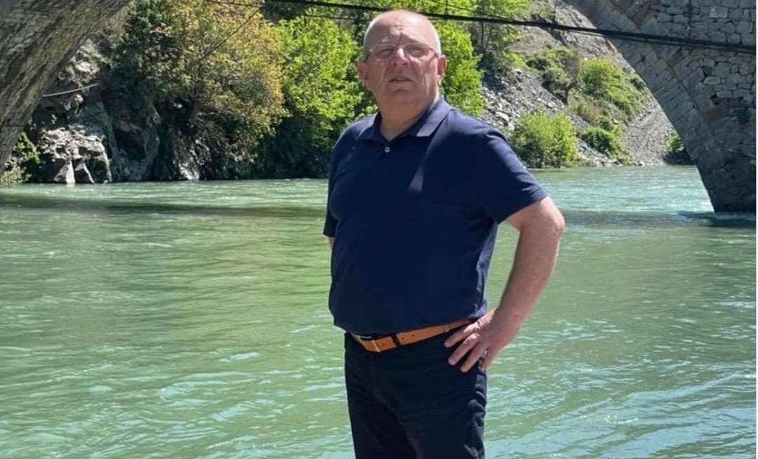 Albert Avduli/ Shqipëria në duar të 1000 vetëve... ! | Neutrale